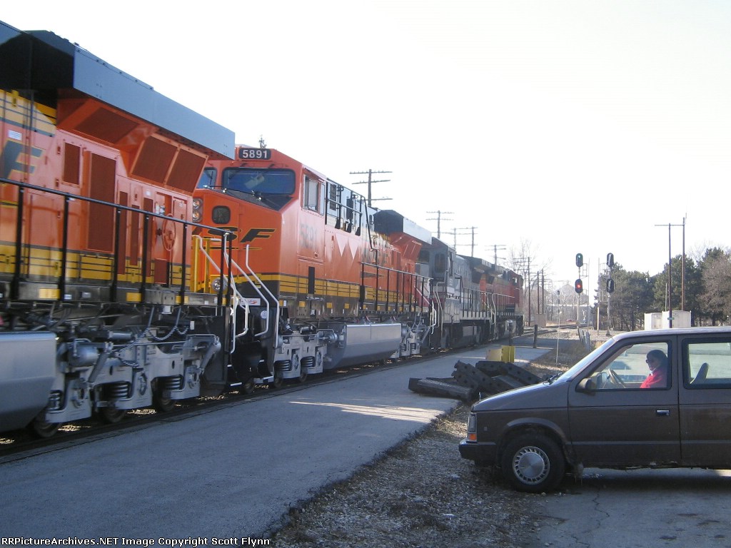 BNSF 5891